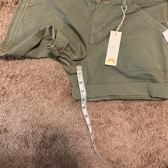 C&C California | Shorts | Nwt Cc California Size 2 Green Khaki Shorts ...